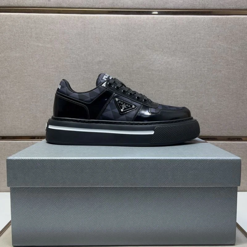 Exact replica Prada Low Shoes