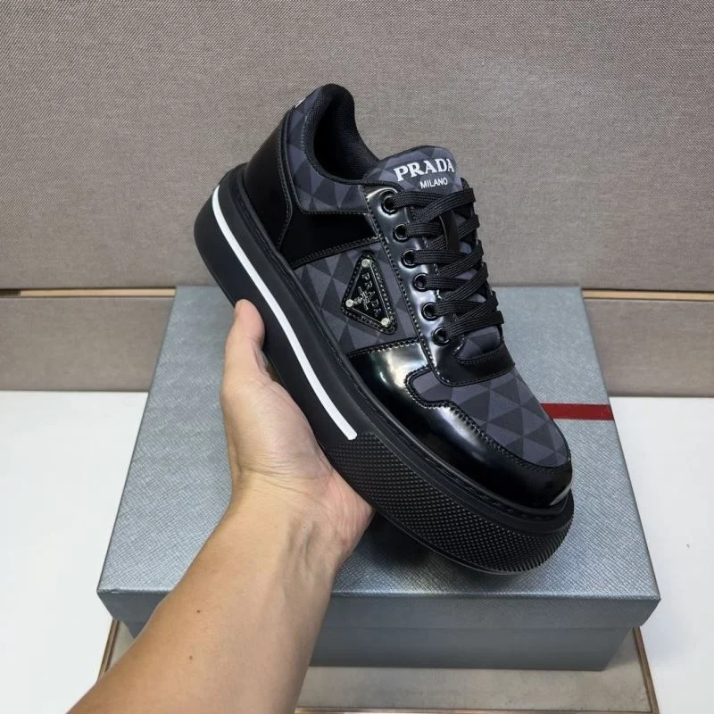 Exact replica Prada Low Shoes