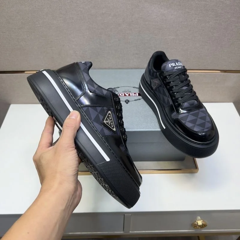 Exact replica Prada Low Shoes