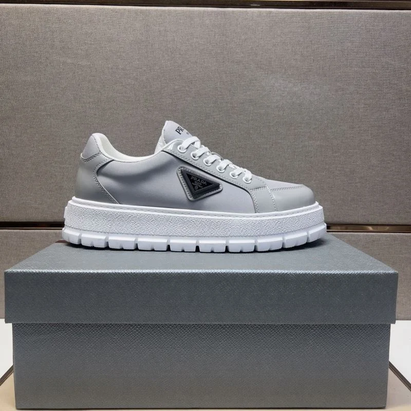 Exact replica Prada Low Shoes