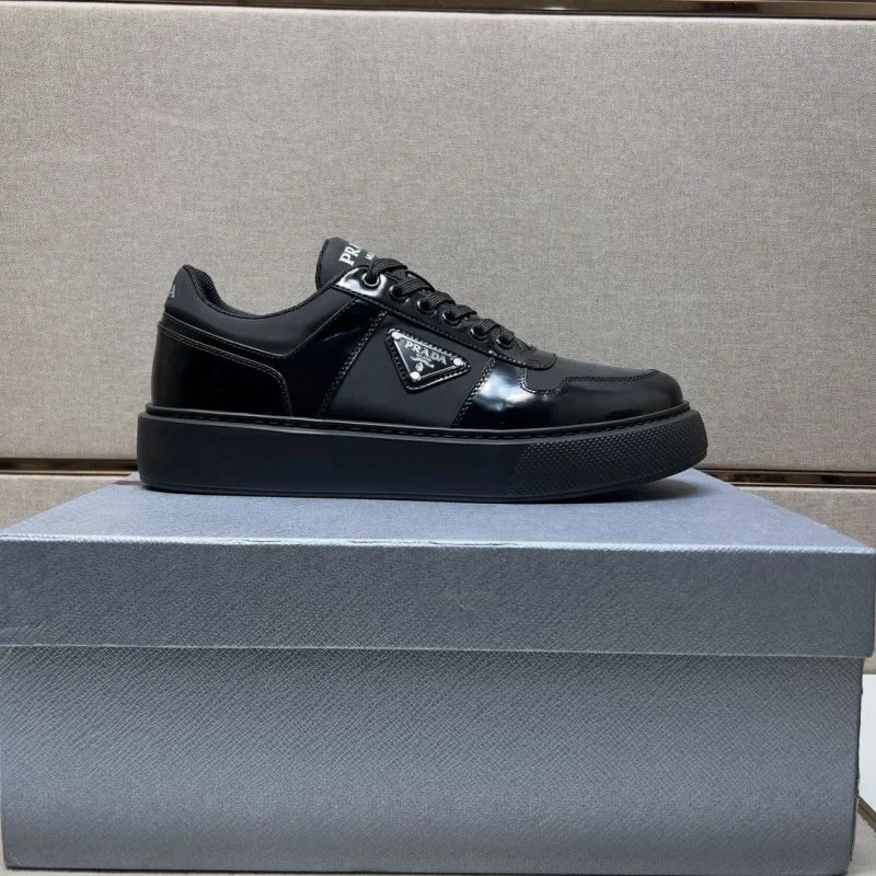 High fidelity Prada Low Shoes