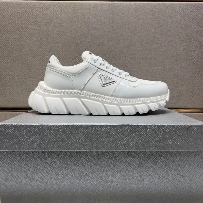 Top match Prada Low Shoes