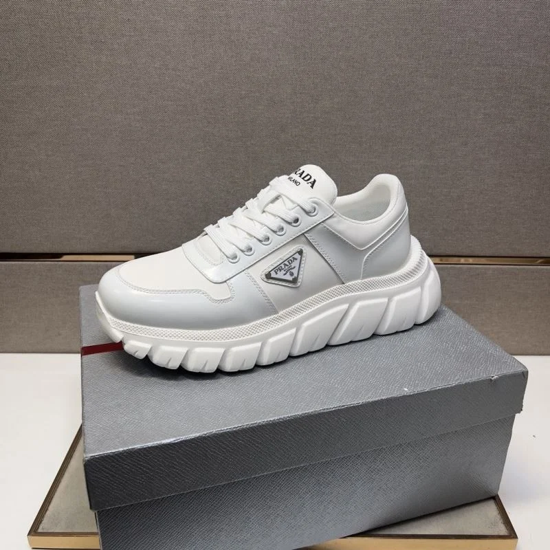 Top match Prada Low Shoes