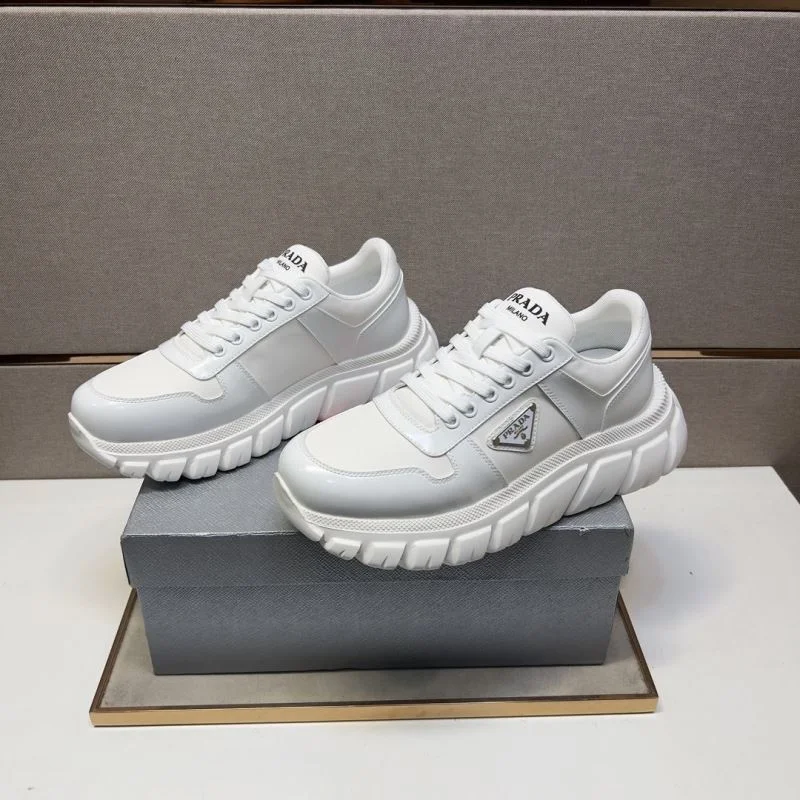 Top match Prada Low Shoes