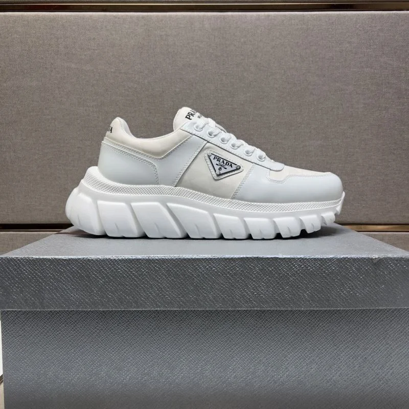 High accuracy Prada Low Shoes