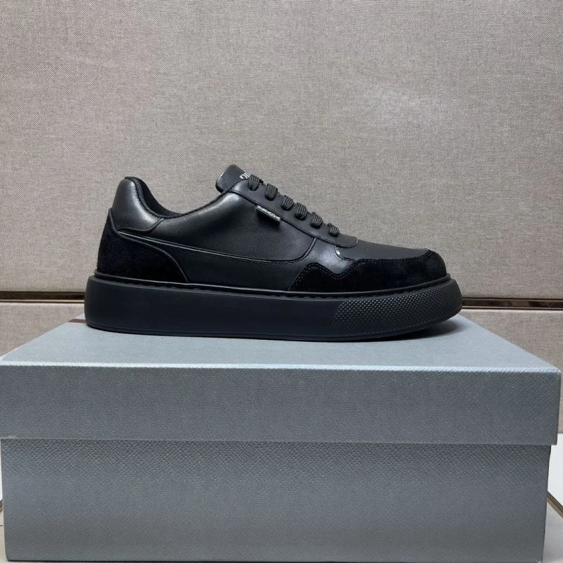 High fidelity Prada Low Shoes