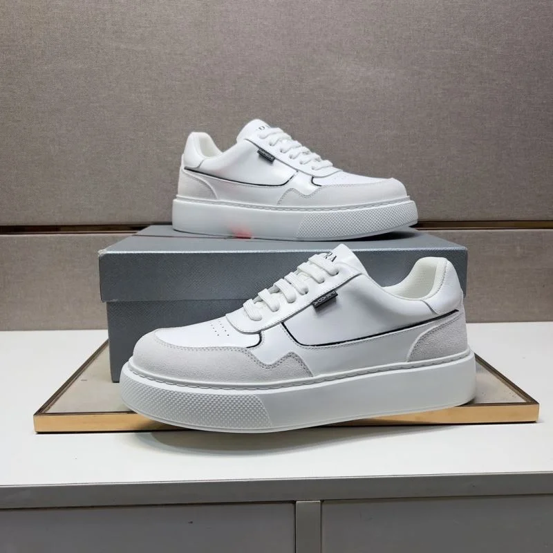 Top mirror Prada Low Shoes