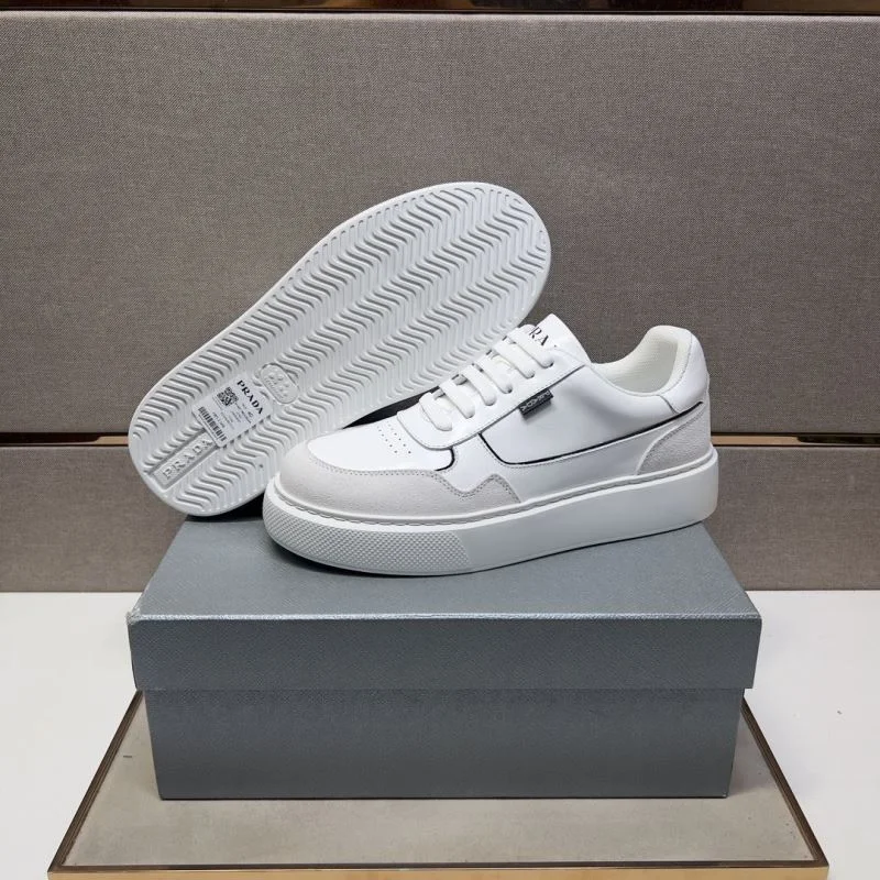 Top mirror Prada Low Shoes