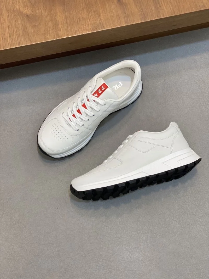Top match Prada Low Shoes