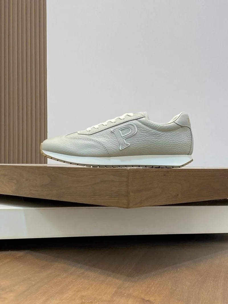 Bargain Prada Low Shoes