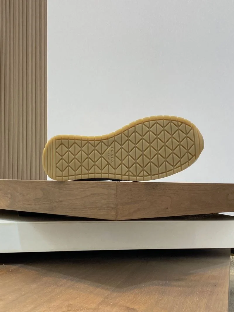 Cut-rate Prada Low Shoes