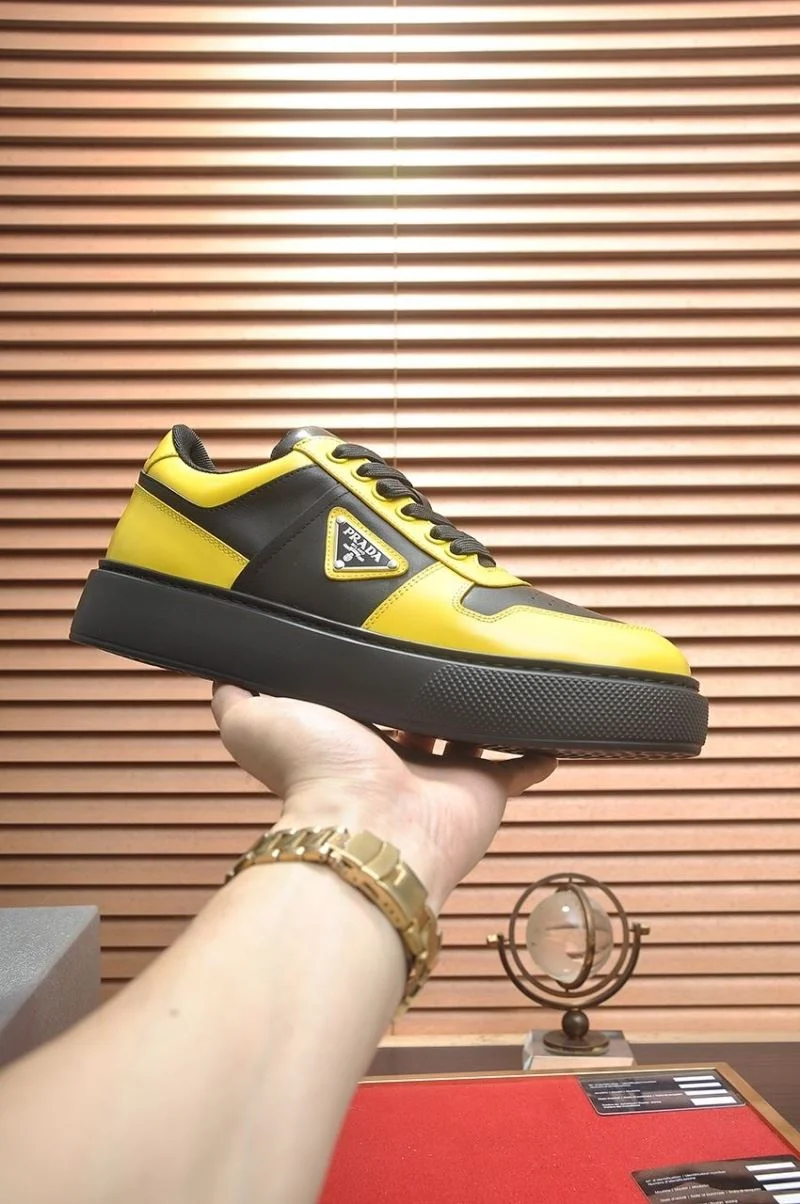 Exact replica Prada Low Shoes