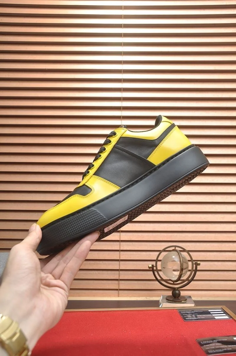 Exact replica Prada Low Shoes