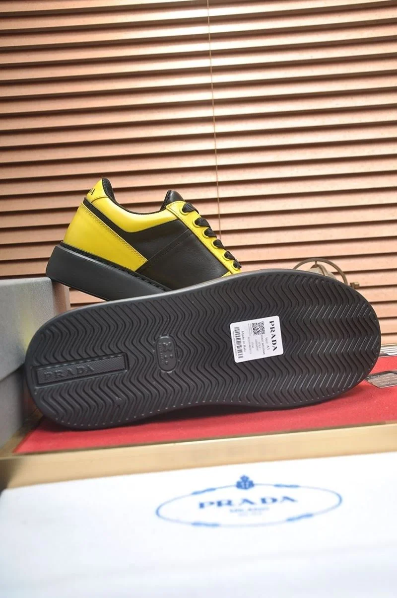 Exact replica Prada Low Shoes