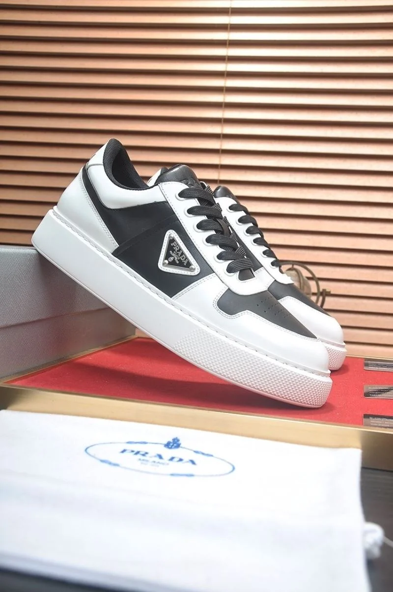 Top match Prada Low Shoes