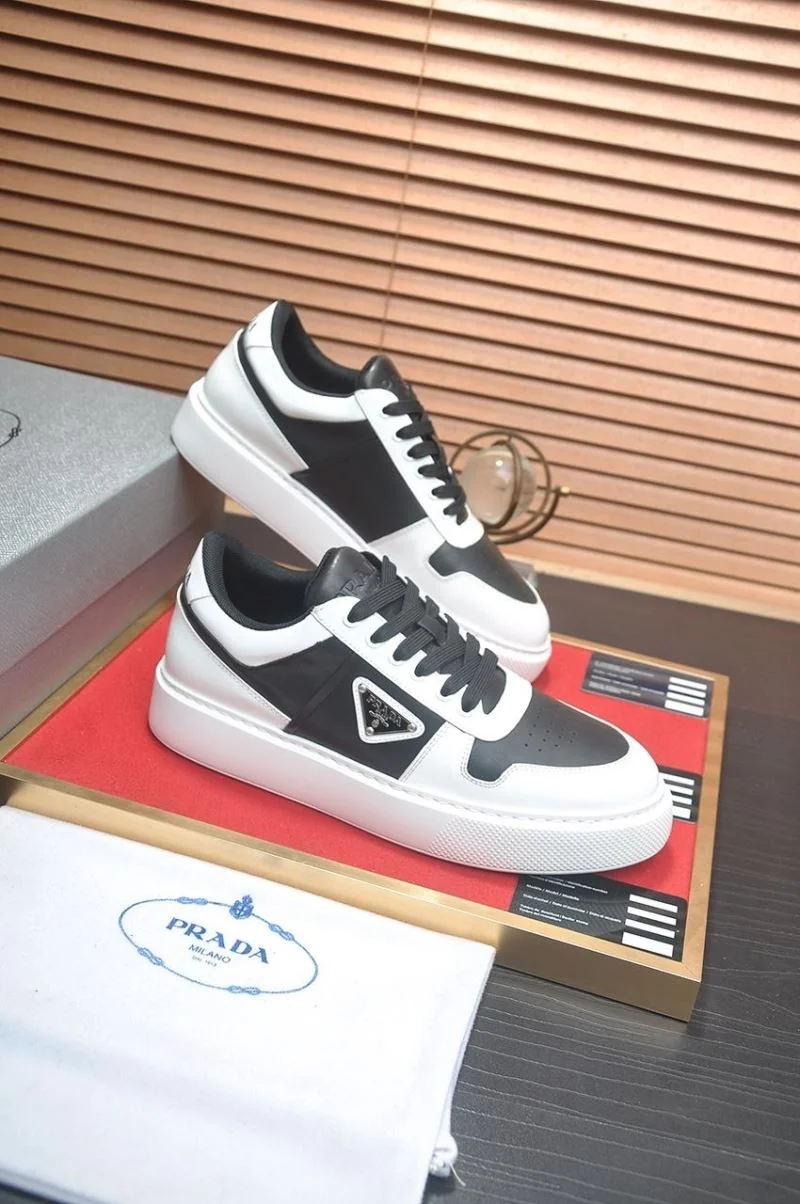 Top match Prada Low Shoes
