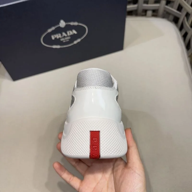 Top match Prada Low Shoes
