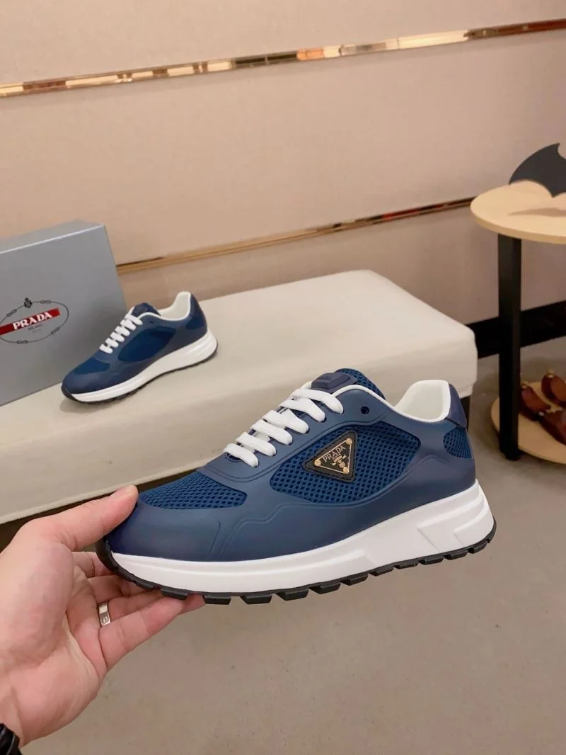 Top mirror Prada Low Shoes