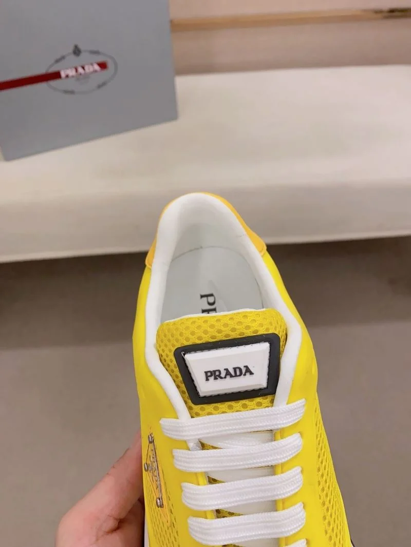 Exact replica Prada Low Shoes