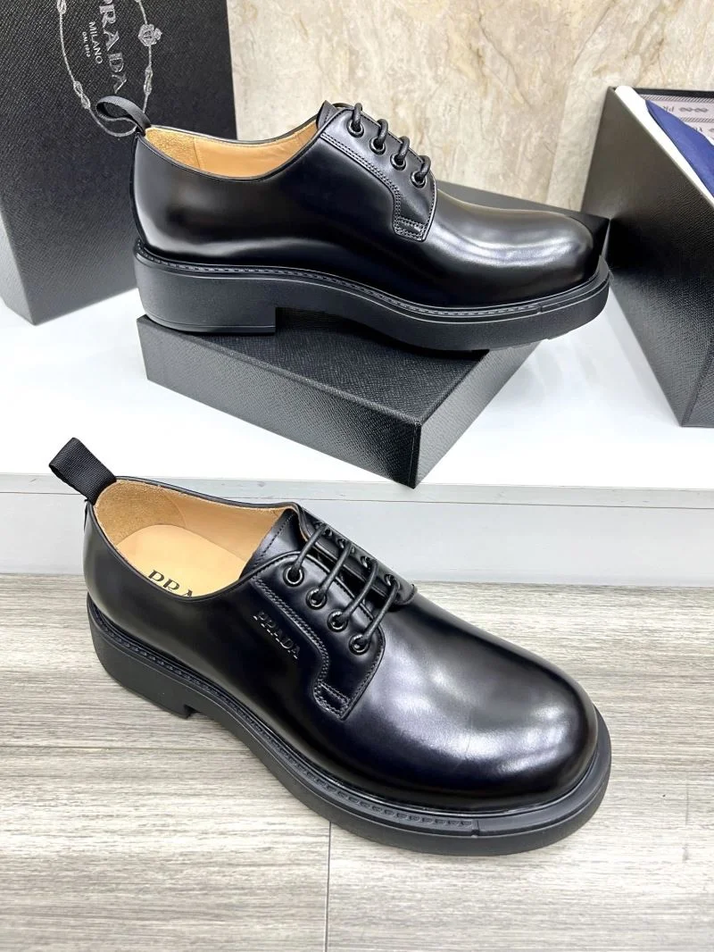 Exact replica Prada Low Shoes