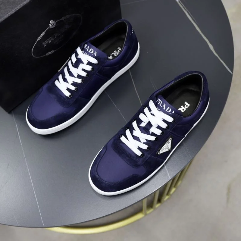 Top match Prada Low Shoes