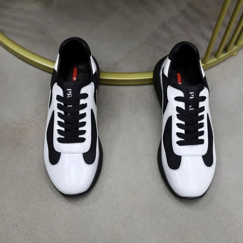 Top match Prada Low Shoes