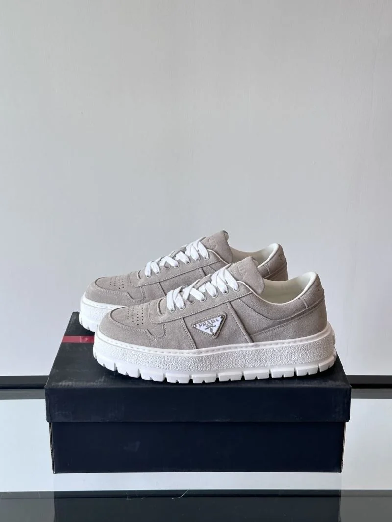Bargain Prada Low Shoes