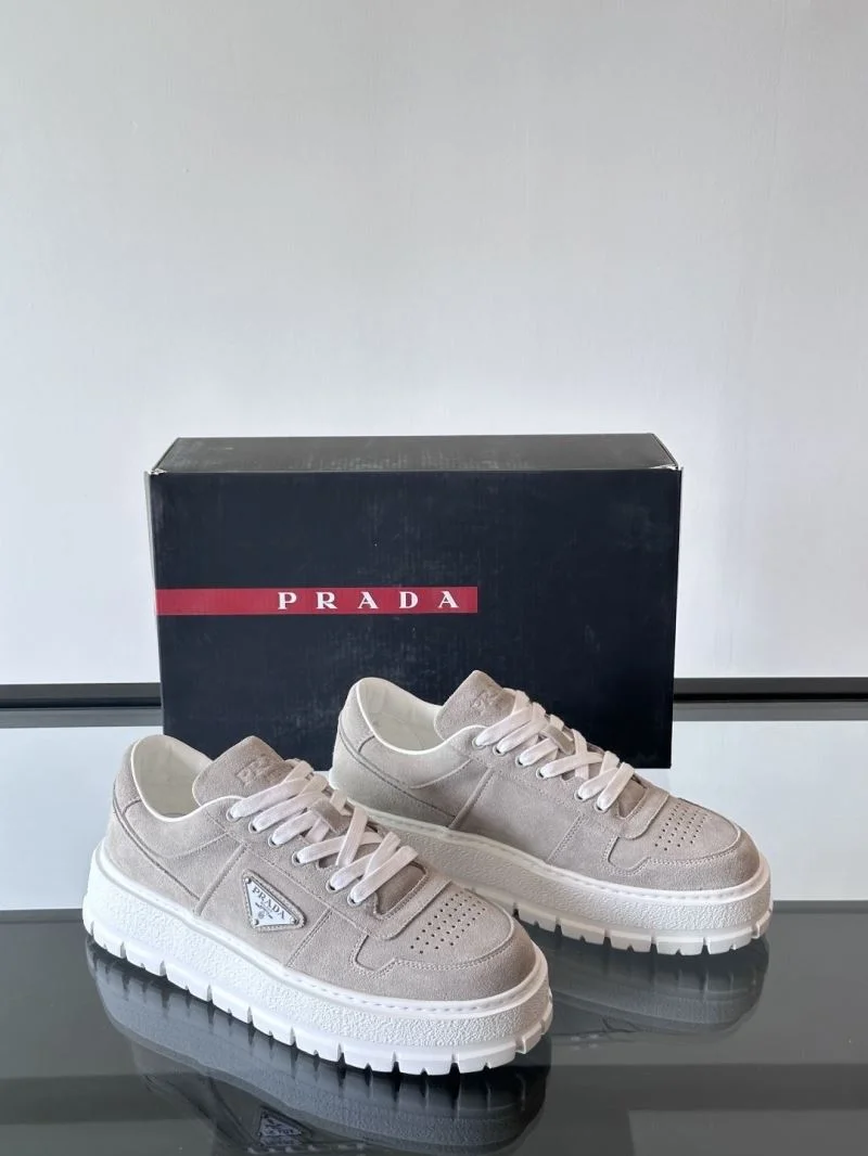 Bargain Prada Low Shoes