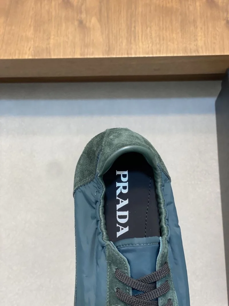 Cut-rate Prada Low Shoes