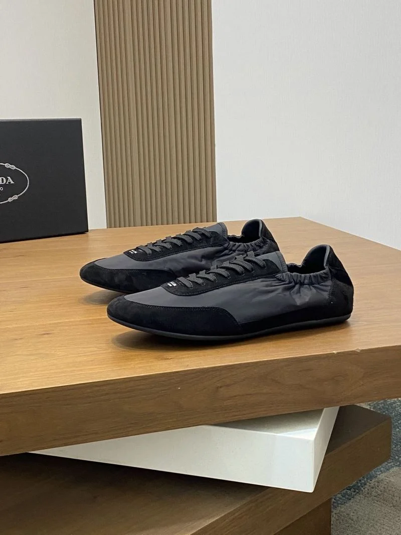 Top match Prada Low Shoes