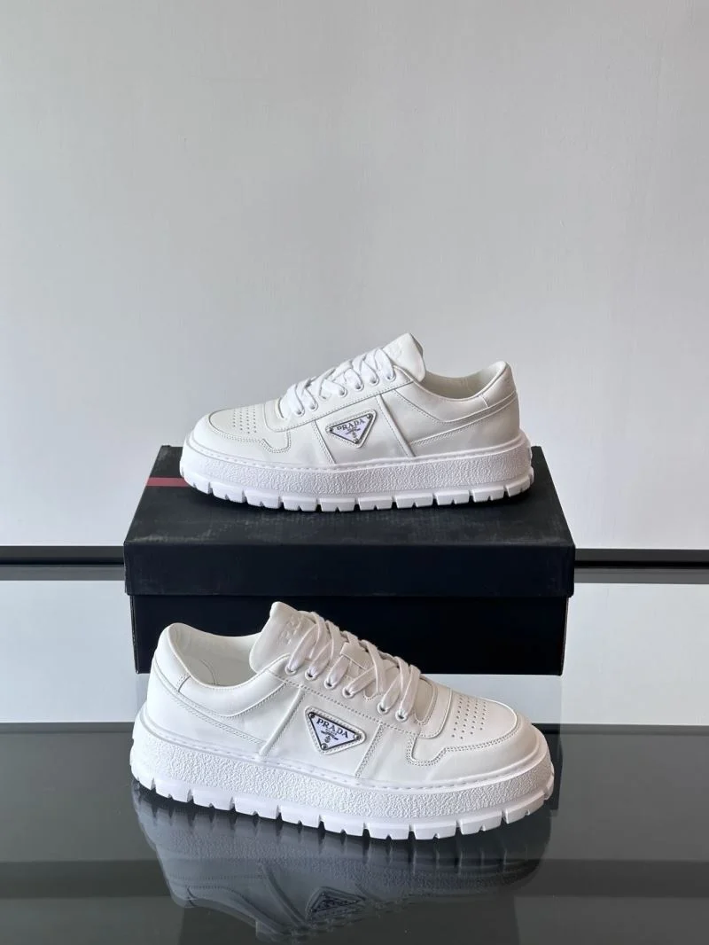 Top match Prada Low Shoes
