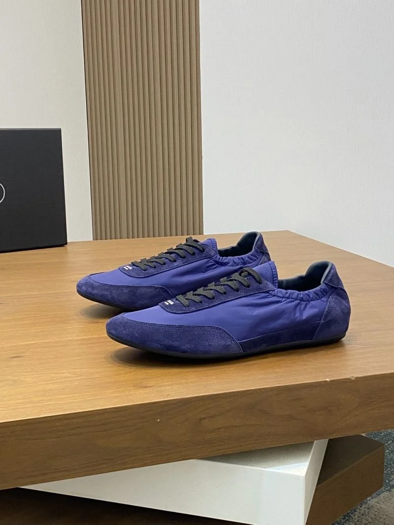 High fidelity Prada Low Shoes