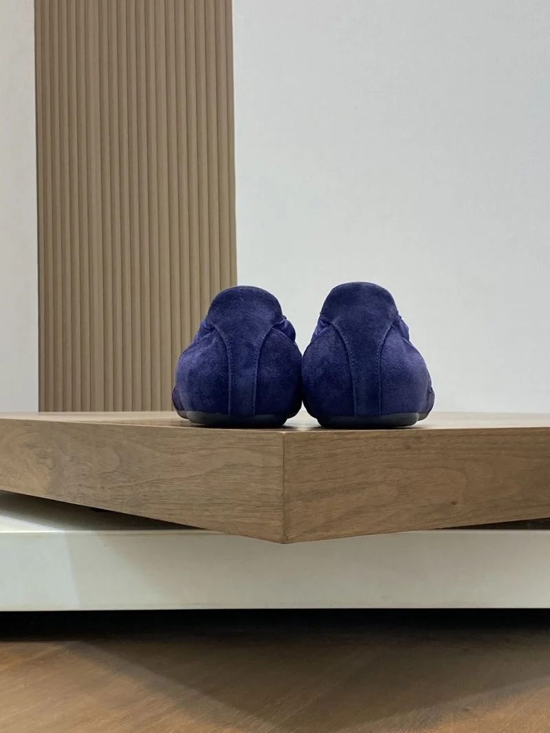 High fidelity Prada Low Shoes