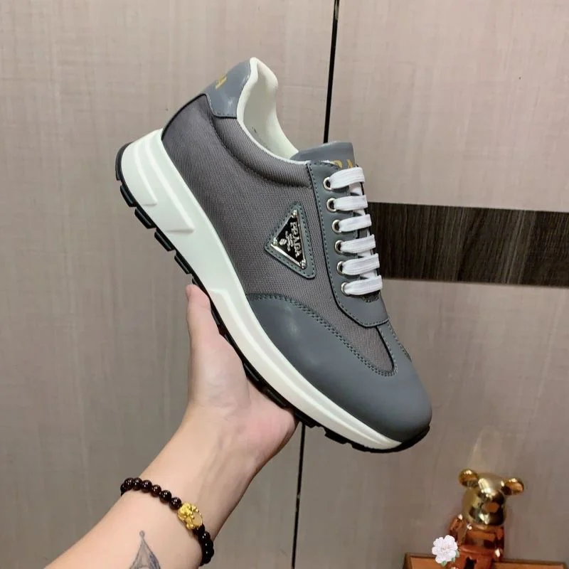High accuracy Prada Low Shoes
