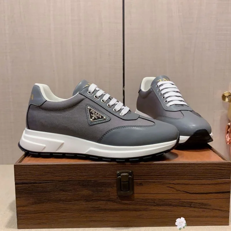 High accuracy Prada Low Shoes