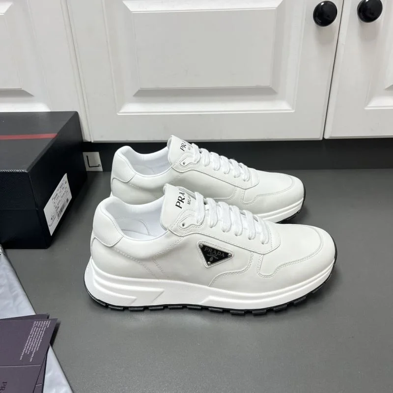 High fidelity Prada Low Shoes