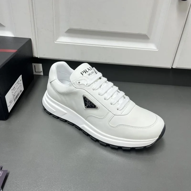 High fidelity Prada Low Shoes