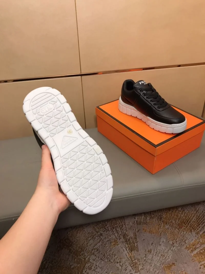 High accuracy Prada Low Shoes