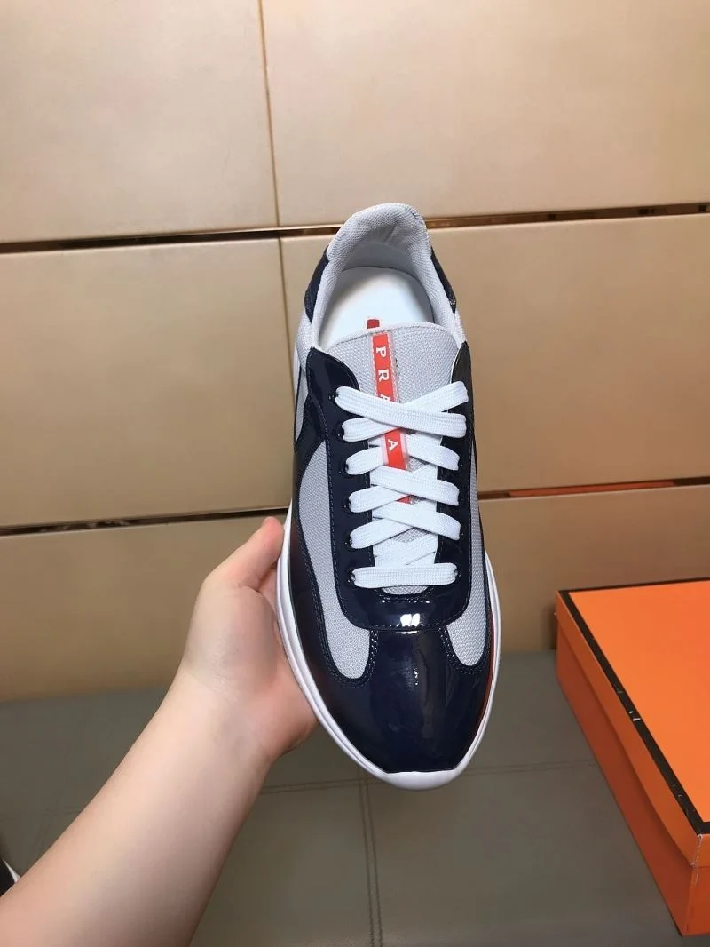 Exact replica Prada Low Shoes