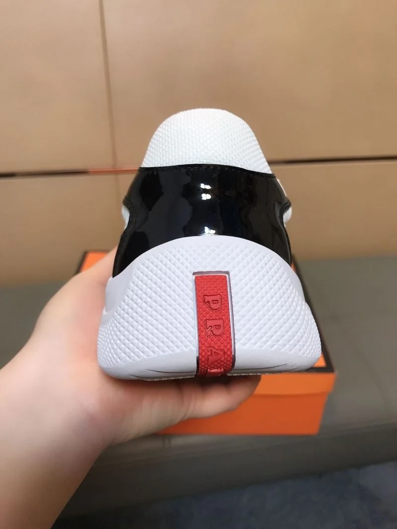 Mirror quality Prada Low Shoes