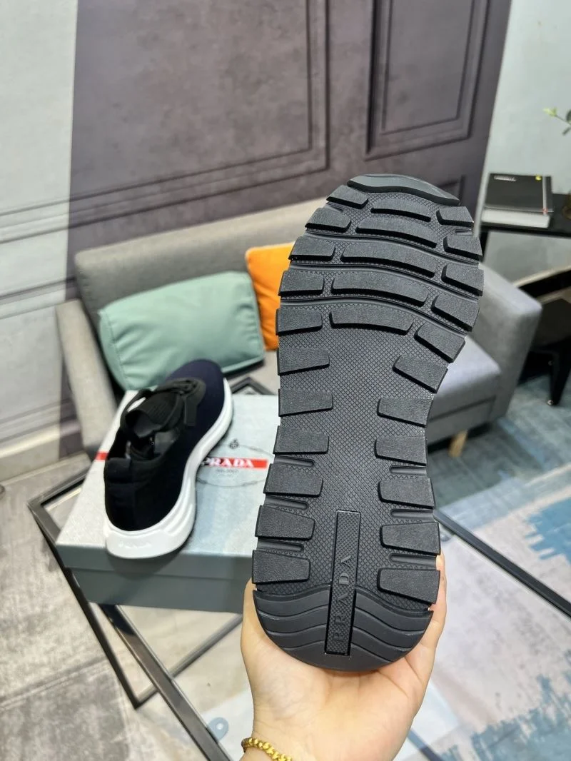 High fidelity Prada Low Shoes