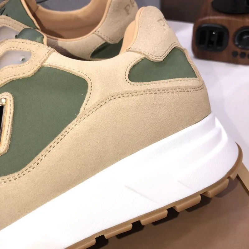 Exact replica Prada Low Shoes