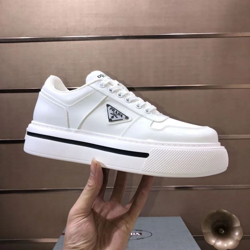 High fidelity Prada Low Shoes