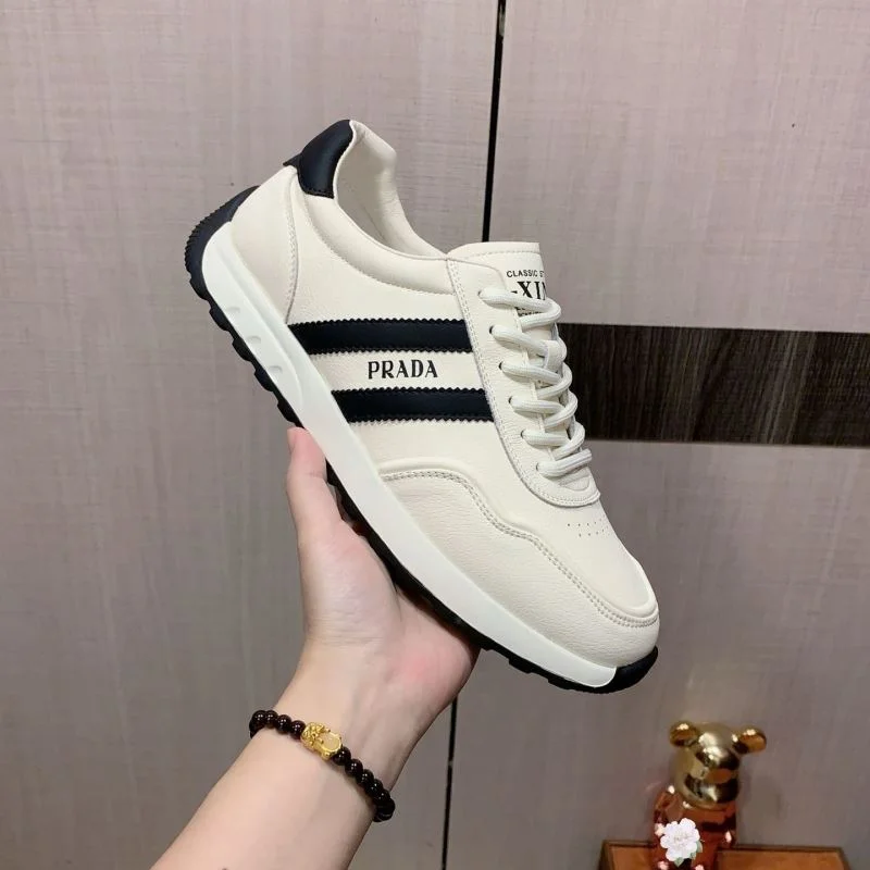 Top mirror Prada Low Shoes