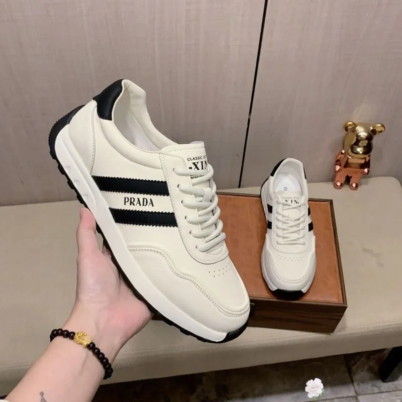Top mirror Prada Low Shoes
