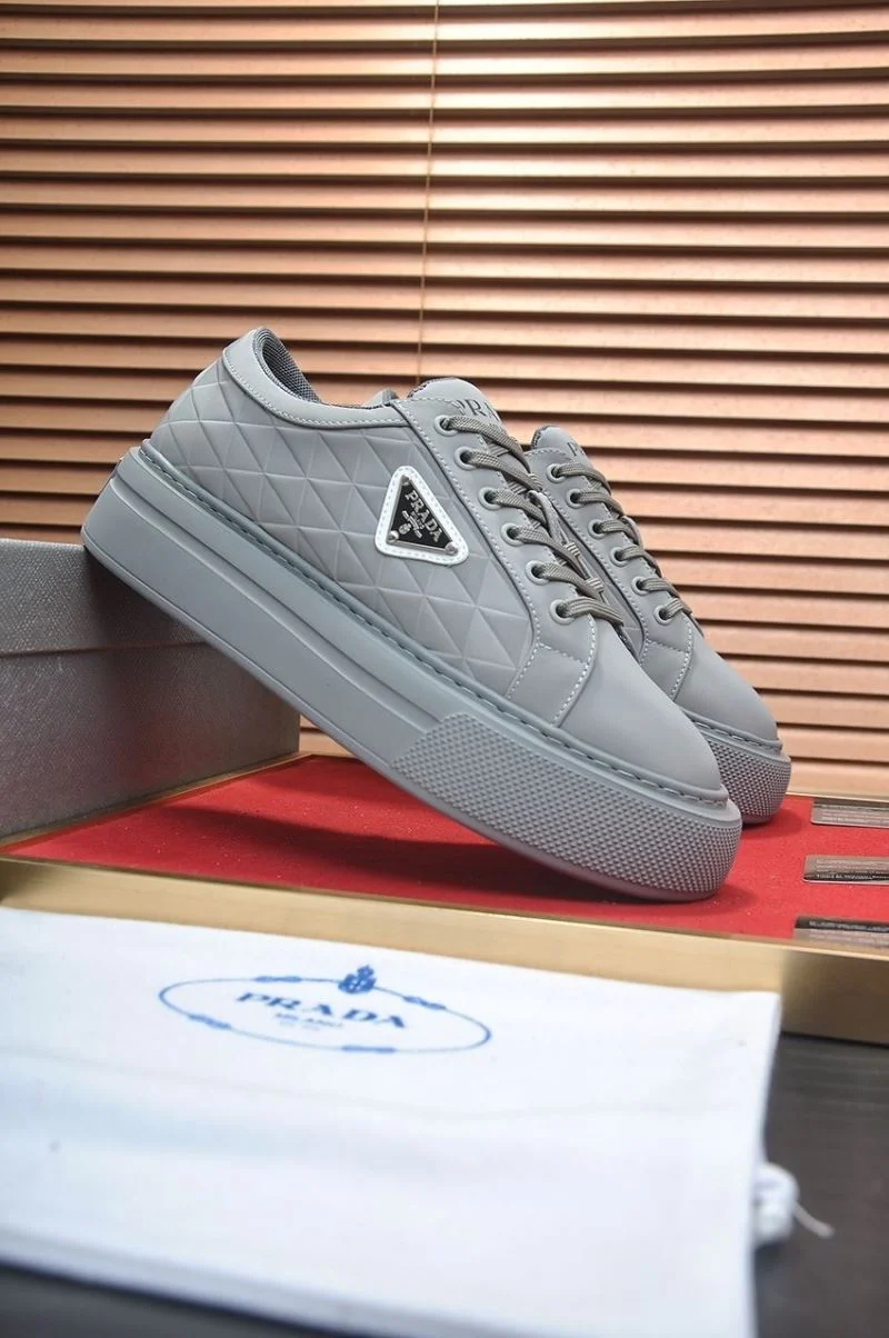 Bargain Prada Low Shoes