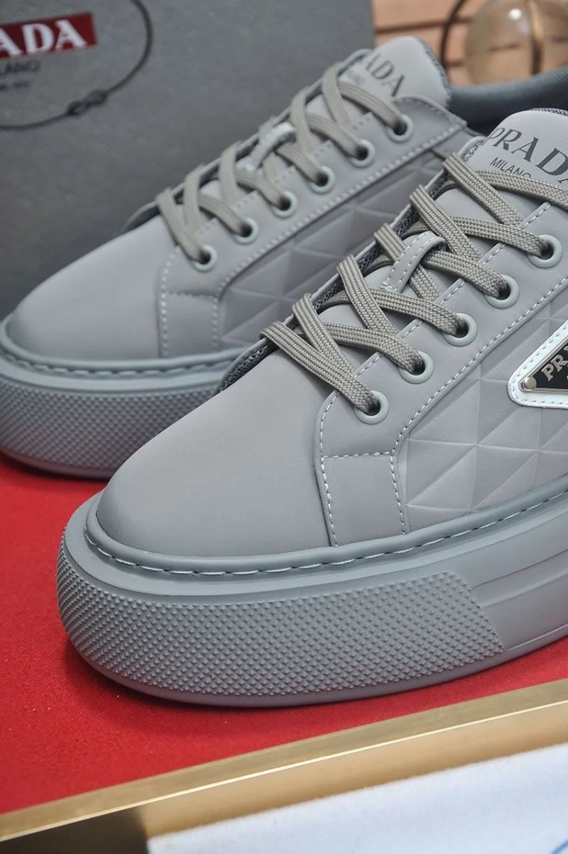 Bargain Prada Low Shoes