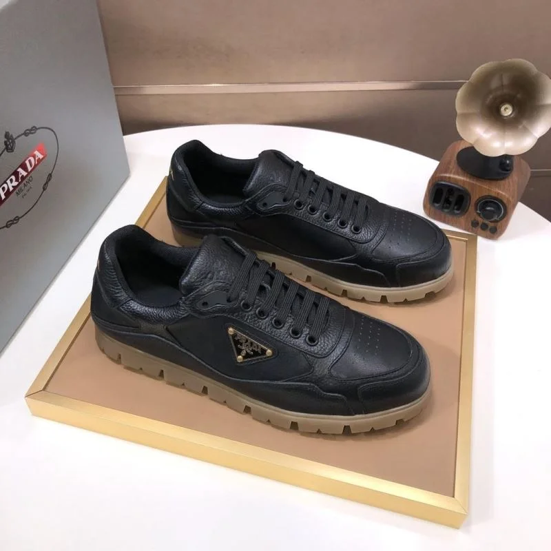 Top match Prada Low Shoes