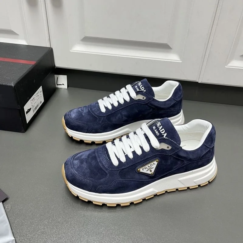 Top match Prada Low Shoes