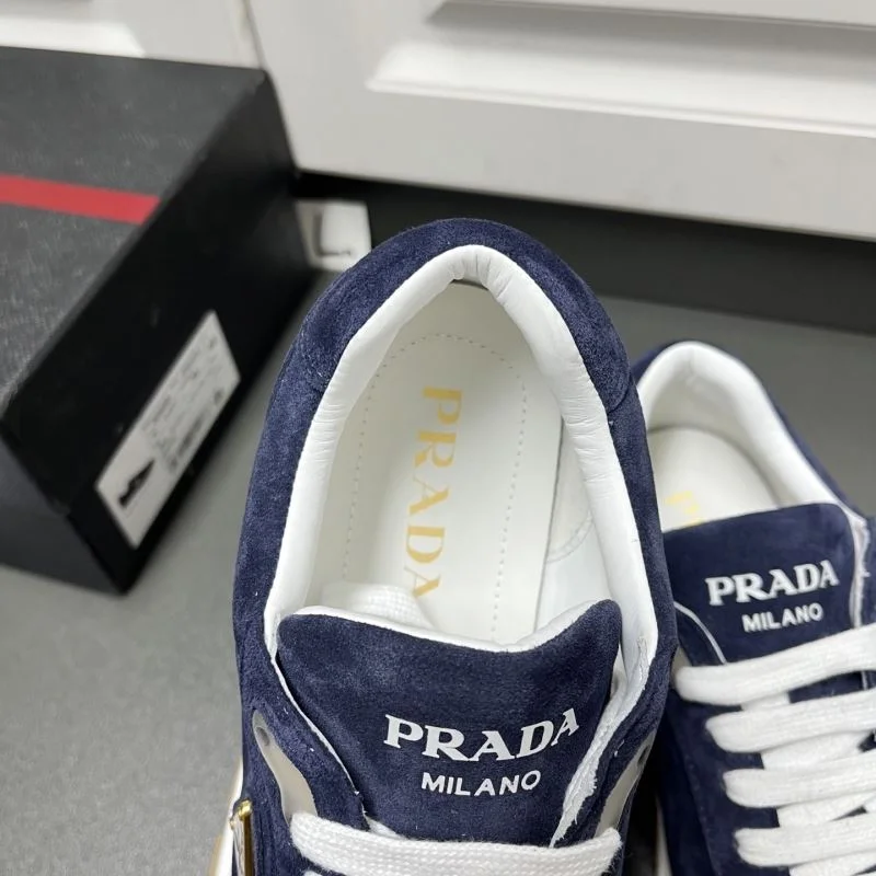 Top match Prada Low Shoes